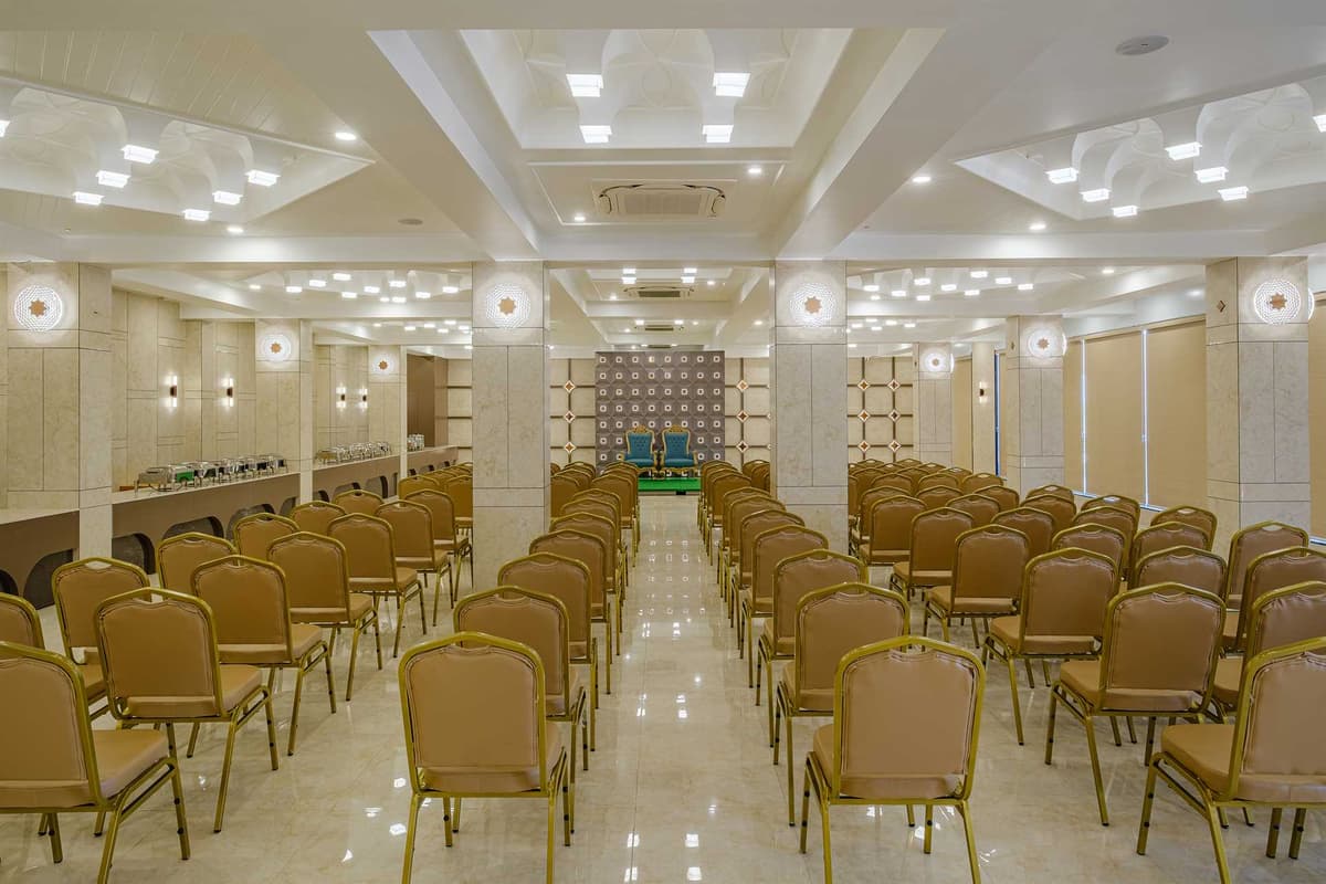 Hotel Darshan - Luxury Stay on Himmatnagar Highway, Gujarat